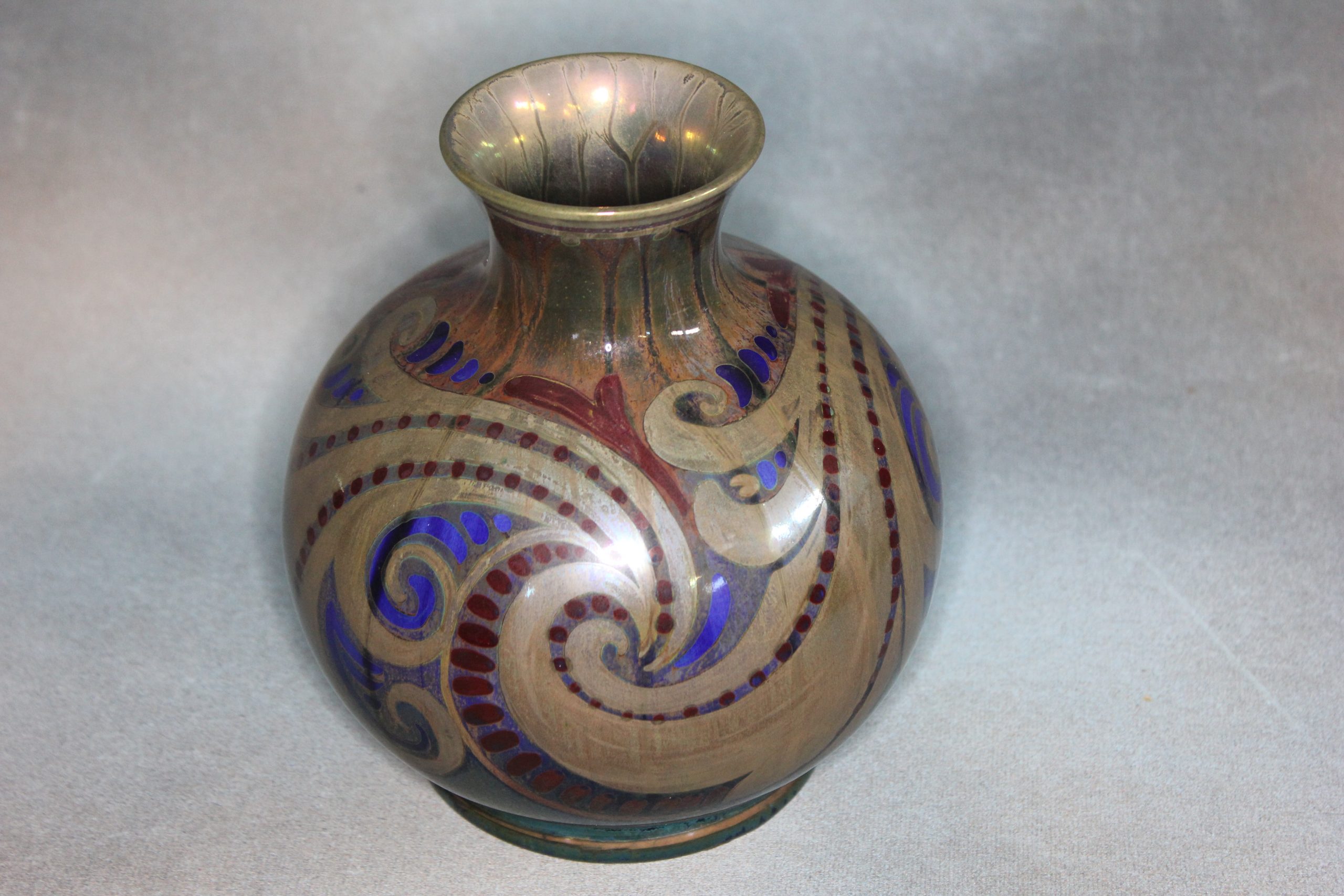 A Pilkingtons Royal Lancastrian Pottery Squat Vase. – Ibbett Mosely ...